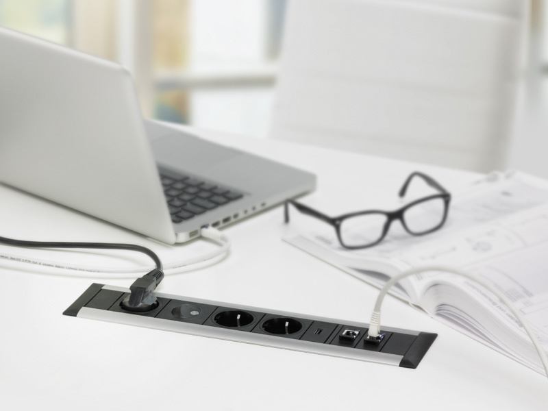 EVOline FrameDock DATA Tischanschlussfeld 3-fach Steckdose 2x CAT6