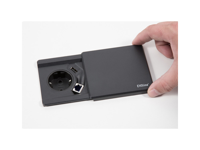 EVOline Square80 Einbausteckdose mit CAT6 Buchse weiß